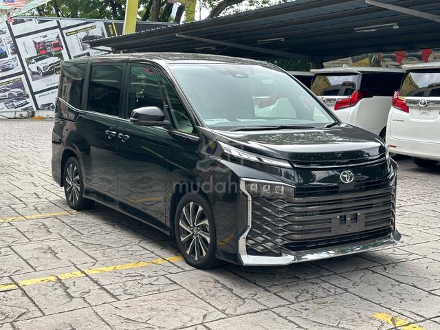 2022 Toyota VOXY 2.0 S-Z 9,900KM🌟 4.5A🌟 Like New - Cars for sale in ...