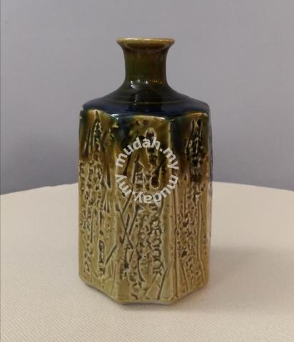 Pottery vase - Furniture & Decoration for sale in Hulu Selangor, Selangor