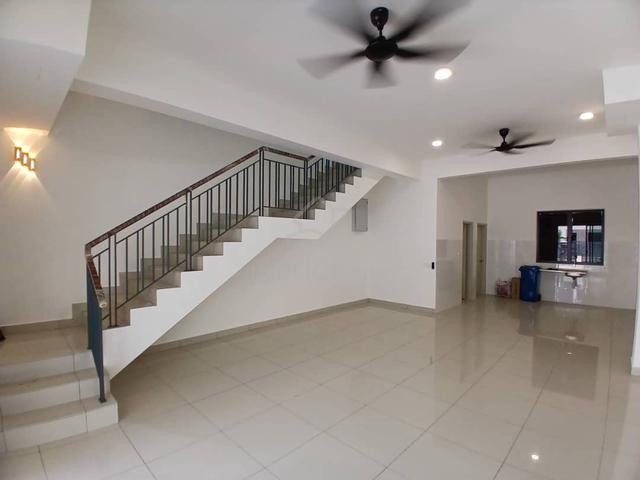 2-storey Terraced House for Rent, 3 Bedroom, 1440 sq.ft, Telok Panglima ...
