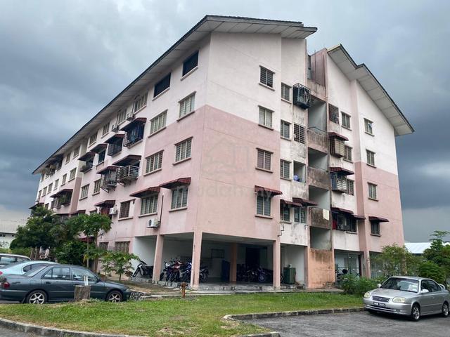 Apartment for Sale, 3 Bedroom, 750 sq.ft, Anggerik Villa 2 Apartment ...