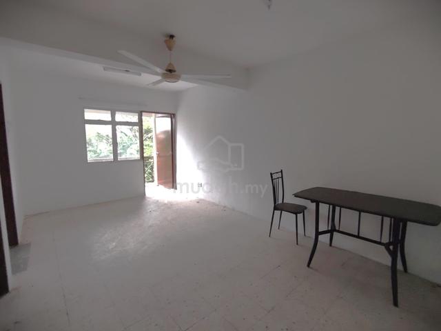 Apartment for Sale, 3 Bedroom, 700 sq.ft, Alpha Arena Apartment ...