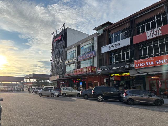 Shop lot for Sale, 1800 sq.ft, Johor Bahru, Johor | Mudah.my