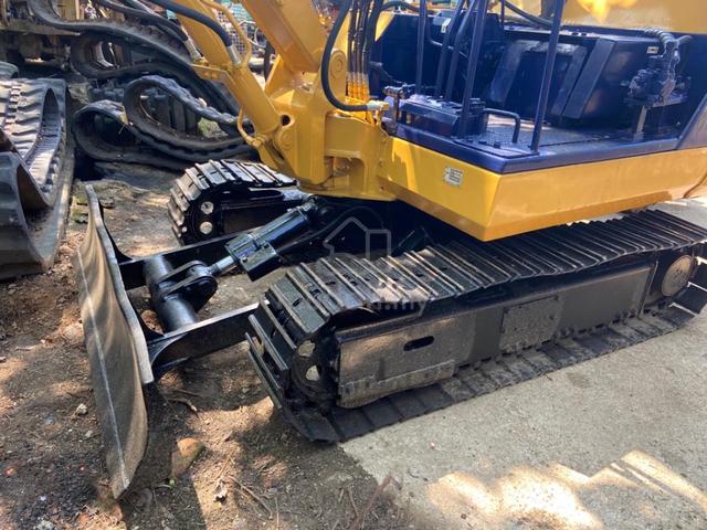 Fully Recond imported Japan Mini-excavator PC20-3 - Commercial Vehicle ...