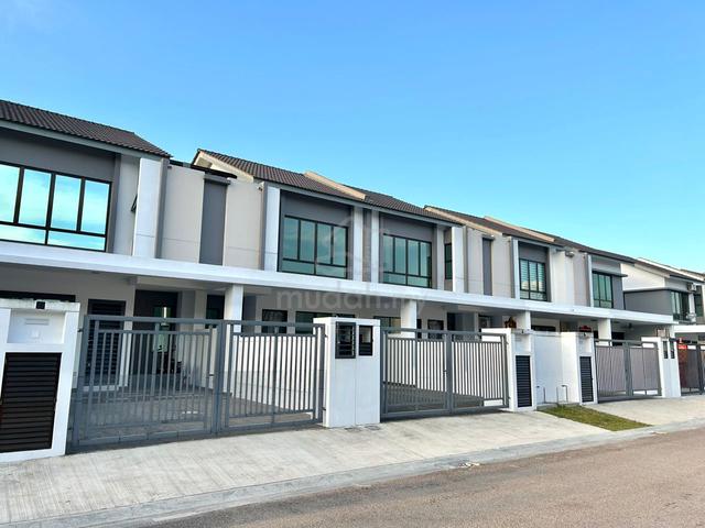 2-storey Terraced House for Sale, 4 Bedroom, 1540 sq.ft, Setia Indah ...