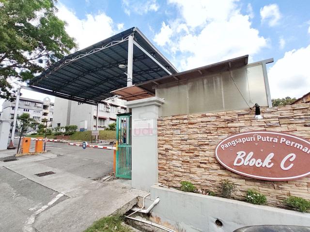 Apartment for Sale, 3 Bedroom, 890 sq.ft, Putra Permai Block C, Seri ...