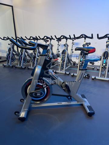SPINNING BIKE Basikal Exercise Gym Equipment Unit - Sports & Outdoors ...
