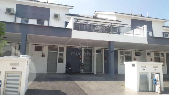 Townhouse for Rent, 4 Bedroom, 1191 sq.ft, Puncak Alam, Selangor | Mudah.my