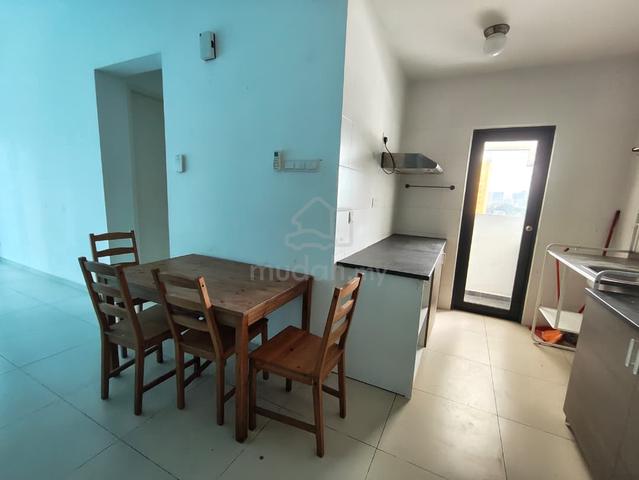 Service Residence for Sale, 2 Bedroom, 896 sq.ft, Reizz Residence ...