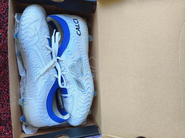 Calci Voltrix - Shoes for sale in Hulu Terengganu, Terengganu