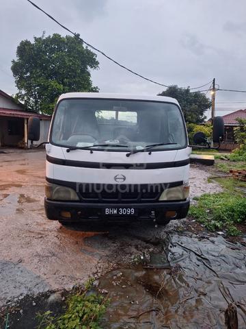 Lori rigid - lorry rigid - Commercial Vehicle & Boats for sale in ...