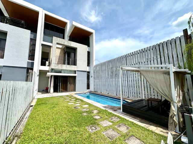 3.5-storey Terraced House for Sale, 5 Bedroom, 4324 sq.ft, Rawang ...
