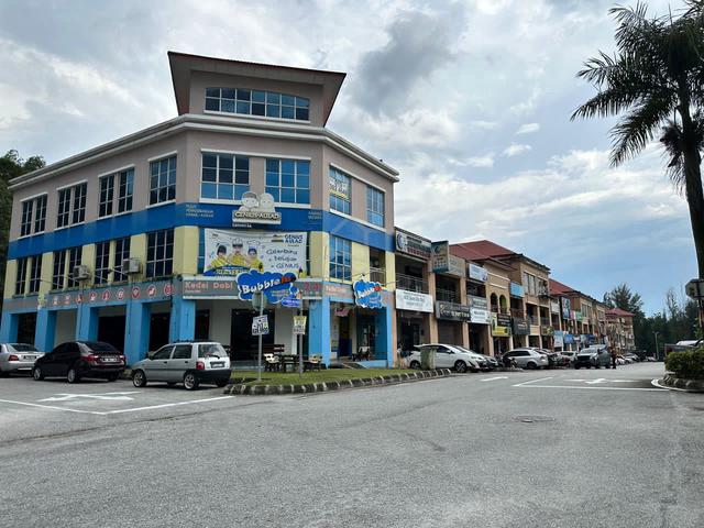 Shop lot for Sale, 1400 sq.ft, Rawang, Selangor | Mudah.my