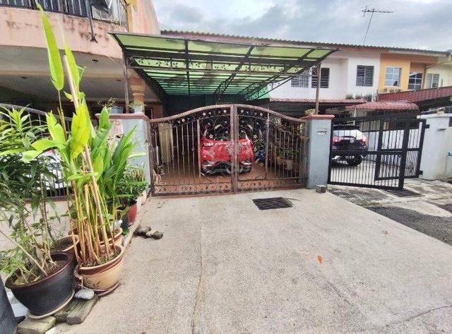2-storey Terraced House for Sale, 2 Bedroom, 910 sq.ft, Ulu Klang, Selangor | Mudah.my