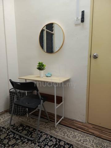 Flat for Rent, 4 Bedroom, 700 sq.ft, Pangsapuri Seri Angsana, Seri ...