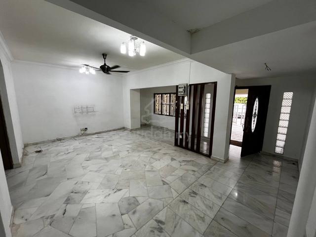 Double Storey FACING OPEN, USJ 22 USJ Subang Jaya - House for sale in ...