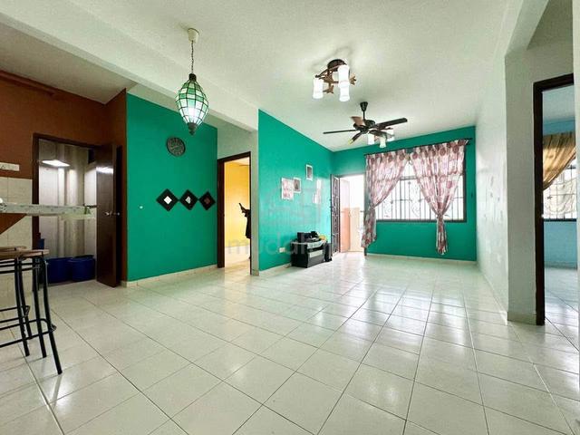 Apartment for Sale, 4 Bedroom, 818 sq.ft, Villa Krystal @ Bandar Selesa ...