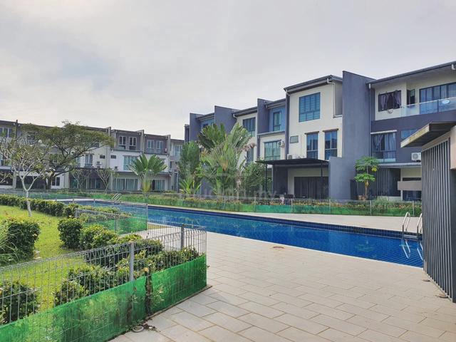 Townhouse for Rent, 4 Bedroom, 2100 sq.ft, Kota Samarahan, Sarawak ...