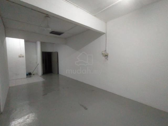 Apartment for Rent, 3 Bedroom, 603 sq.ft, Taman Bukit Anggerik, Cheras ...