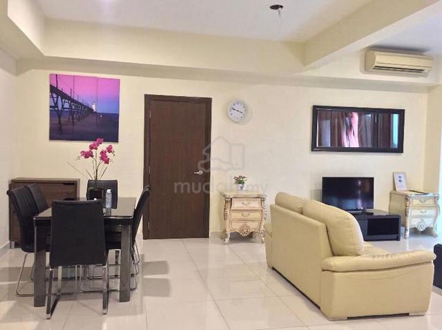 Service Residence for Rent, 2 Bedroom, 988 sq.ft, Regalia Residence ...