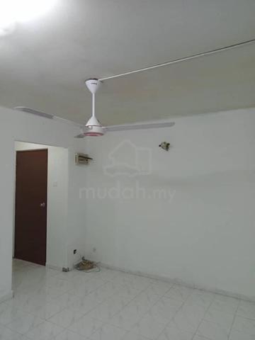 Flat for Sale, 2 Bedroom, 550 sq.ft, Kelompok Bunga Raya, Setiawangsa ...