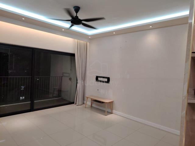 Condominium for Rent, 4 Bedroom, 1540 sq.ft, Westside III, Desa ...