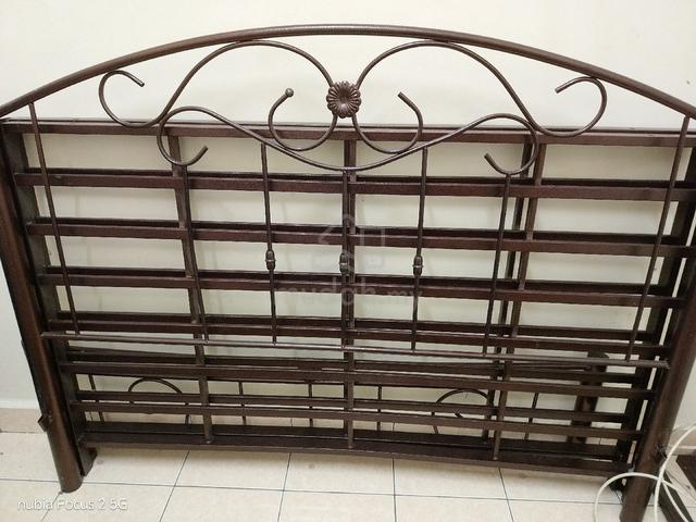 katil besi queen size - Furniture & Decoration for sale in Ipoh, Perak