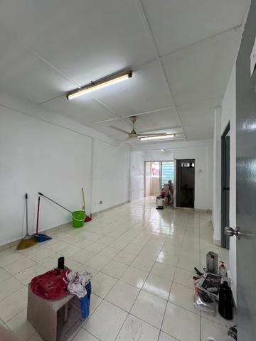 Flat for Sale, 3 Bedroom, 650 sq.ft, Gugusan Dedap, Kota Damansara ...