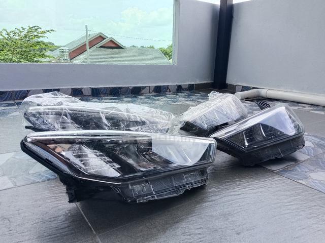 Bezza Headlamp 2 Set 2024 - Car Accessories & Parts for sale in Nilai ...