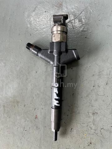 Navara np300 injector - Car Accessories & Parts for sale in Klang, Selangor