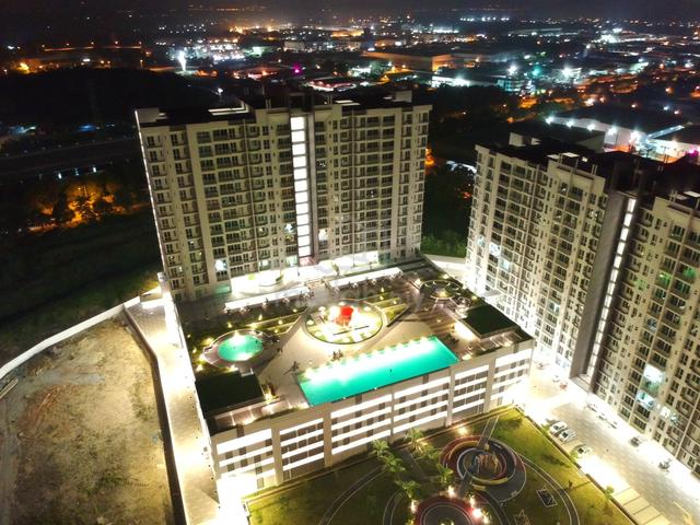Condominium for Sale, 4 Bedroom, 1480 sq.ft, Royale Infinity, Simpang ...