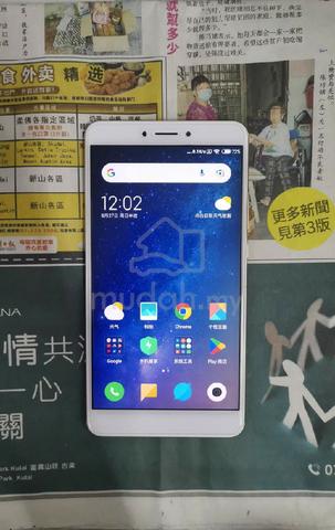 mi max 2 - Mobile Phones & Gadgets for sale in Batu Pahat, Johor