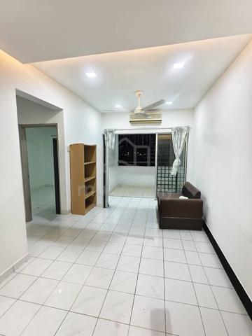 Apartment for Rent, 3 Bedroom, 948 sq.ft, Suria Kipark Damansara ...