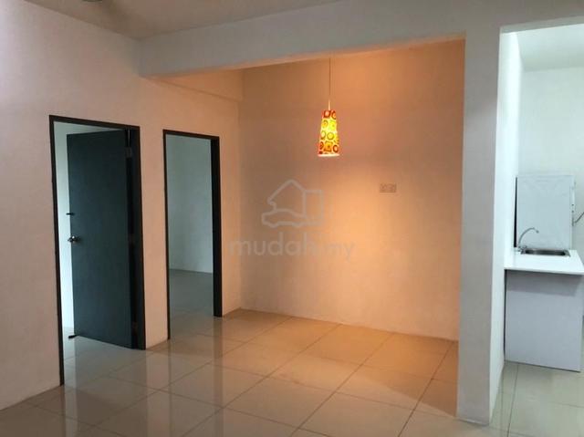 Service Residence for Sale, 2 Bedroom, 650 sq.ft, Menara Suria (V12 ...