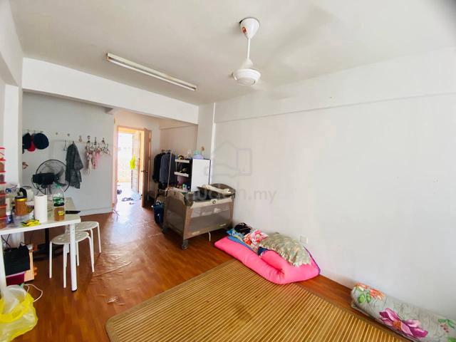 Flat for Sale, 3 Bedroom, 700 sq.ft, Pangsapuri Putra Damai, Putrajaya ...