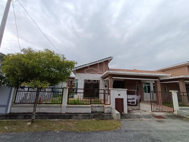 Semi-Detached House for Sale, 4 Bedroom, 2777 sq.ft, Sepang, Selangor | Mudah.my