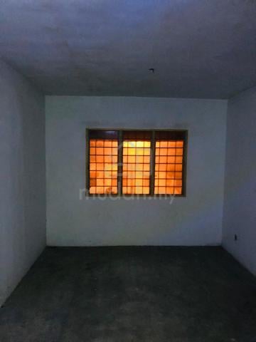 Apartment for Sale, 3 Bedroom, 650 sq.ft, Teratai Apartment (Taman ...