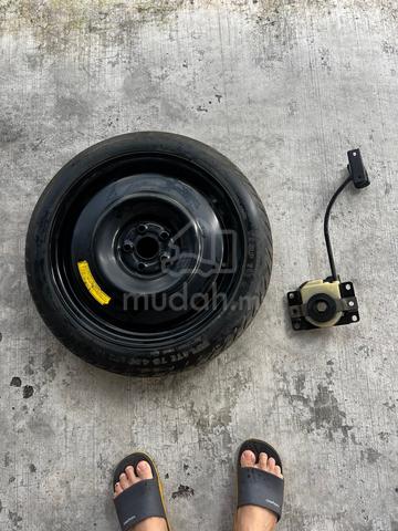 Toyota Wish ZGE Spare Tyre Kit - Car Accessories & Parts for sale in ...