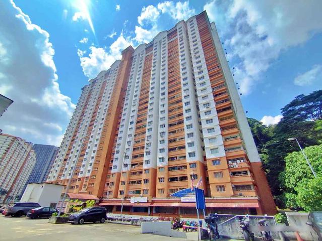 Apartment for Auction, 3 Bedroom, 850 sq.ft, Flora Damansara, Damansara ...