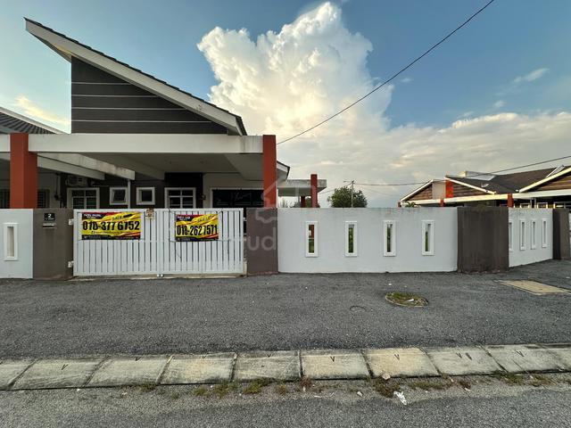 1-storey Terraced House for Sale, 3 Bedroom, 3340 sq.ft, Tronoh, Perak ...