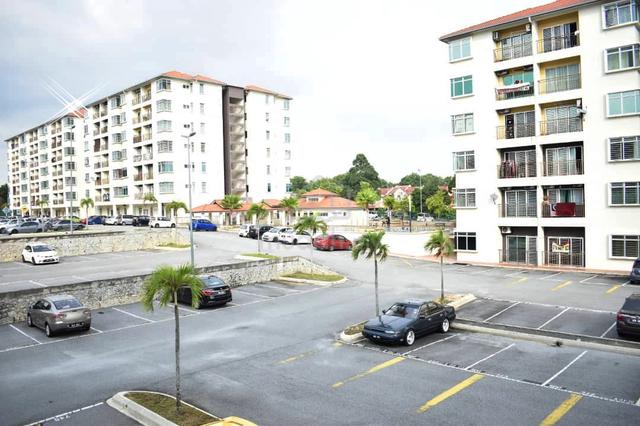 Apartment for Rent, 3 Bedroom, 863 sq.ft, Residensi Warnasari 2, Puncak ...