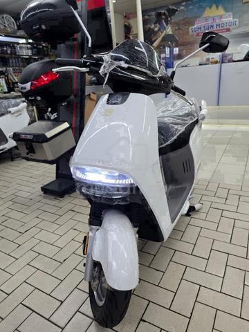 Scooter BLUESHARK R1 LITE 110 EV BIKE VARIO BEAT ! - Motorcycles for ...