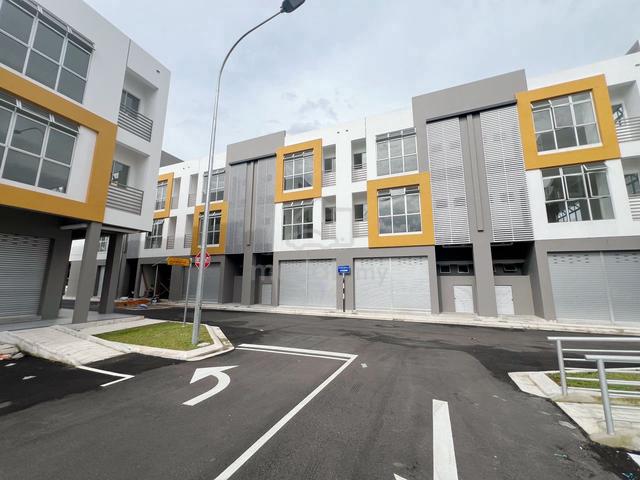 Shop lot for Rent, 5707 sq.ft, Johor Bahru, Johor | Mudah.my