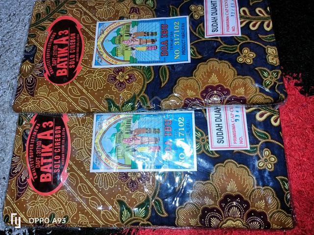 kain batik - Clothes for sale in Merbok, Kedah