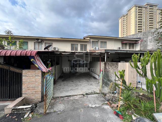 2-storey Terraced House for Sale, 3 Bedroom, 800 sq.ft, Pandan Indah ...