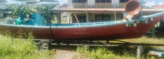 Bot Pancing / Tangkap Ikan + Engine 70hp - Commercial Vehicle & Boats ...