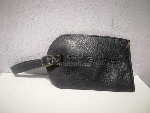 Vintage Satchi Leather Name Tag Holder MAS - Hobby & Collectibles for ...