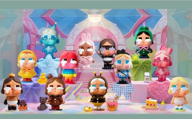 Crybaby Box Set - Hobby & Collectibles for sale in Kota Kinabalu, Sabah