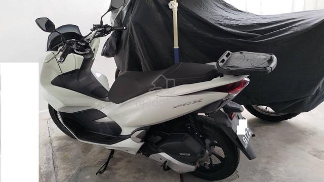 Honda PCX 150 White (2020) Like new below 12K - Motorcycles for sale in ...
