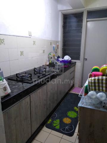 Apartment for Sale, 3 Bedroom, 960 sq.ft, Red Ruby Apartment, Seri ...