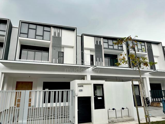 2-storey Terraced House for Rent, 4 Bedroom, 2356 sq.ft, Setia Alam ...